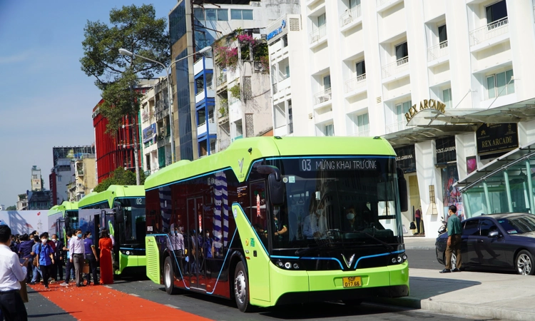 ADB huy động 135 triệu USD phát triển xe bus điện cho Việt Nam