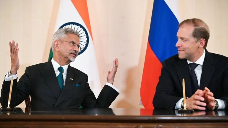 Nga tăng tốc bán dầu cho Ấn Độ, phương Tây bất lực?